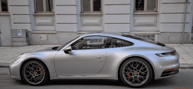 Here is Why Porsche has the Coolest Looking Brakes